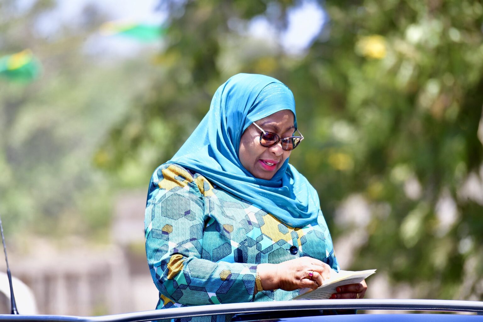 Samia awarded as Dar rewards best sportsmen, women - Daily News