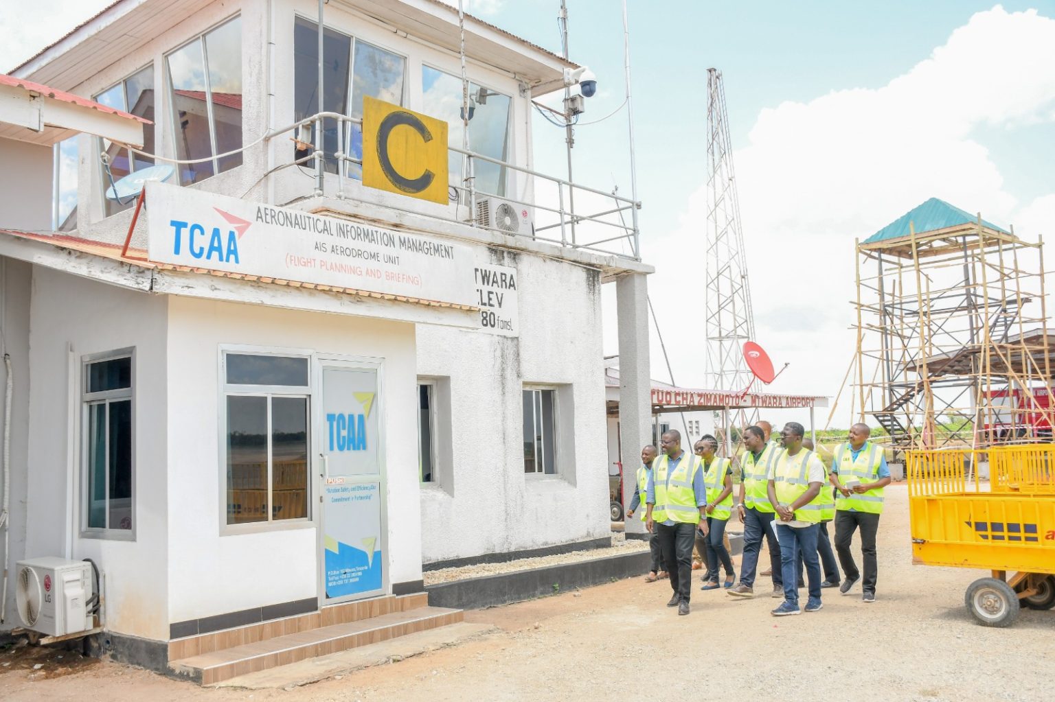 TCAA boss inspects Mtwara Airport renovation project - Daily News