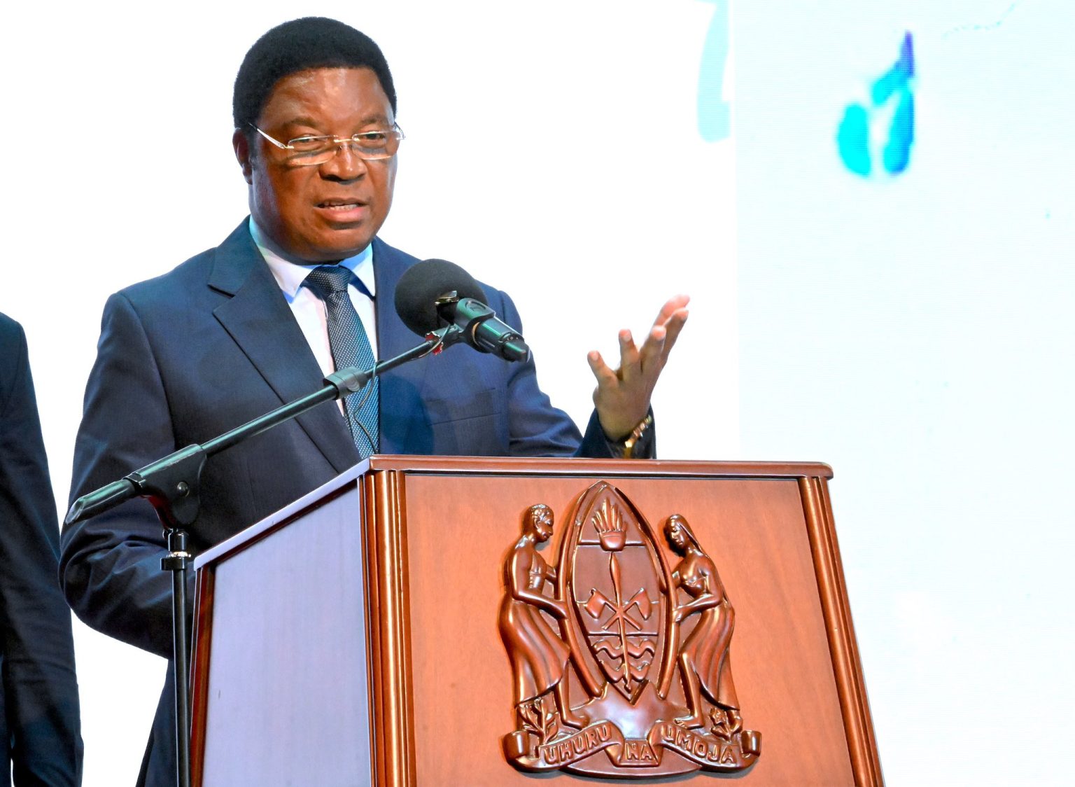 Coach Benchikha leaves Simba as Mgunda takes over - Daily News