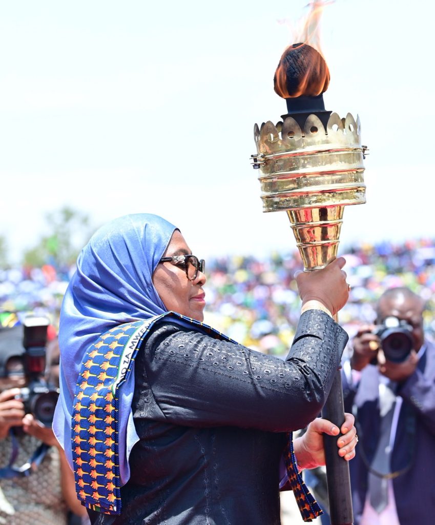 President Samia graces Uhuru Torch race climax in Mwanza - Daily News