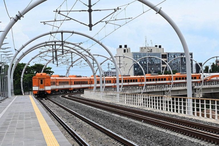 SGR introduces Electric Multiple Unit train between Dar and Dodoma ...
