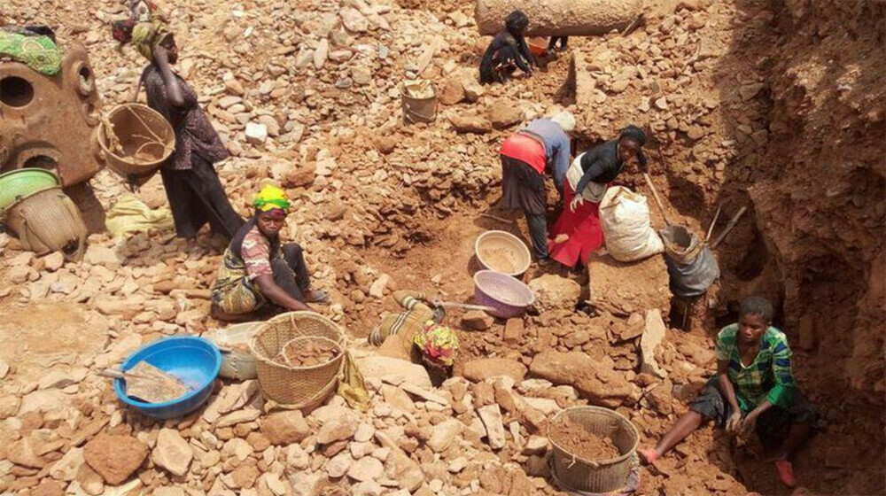 Gold mine collapses in Shinyanga, 25 trapped - Daily News